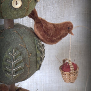 PDF DOWNLOAD DIY Topiary Treehouse Pincushion Pattern With Baby Robins ...
