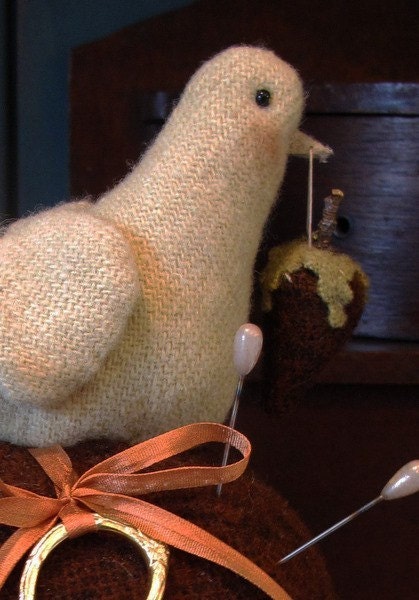 Primitive Folk Art Dove Pincushion Clamp E-PATTERN by Cheswickcompany ...