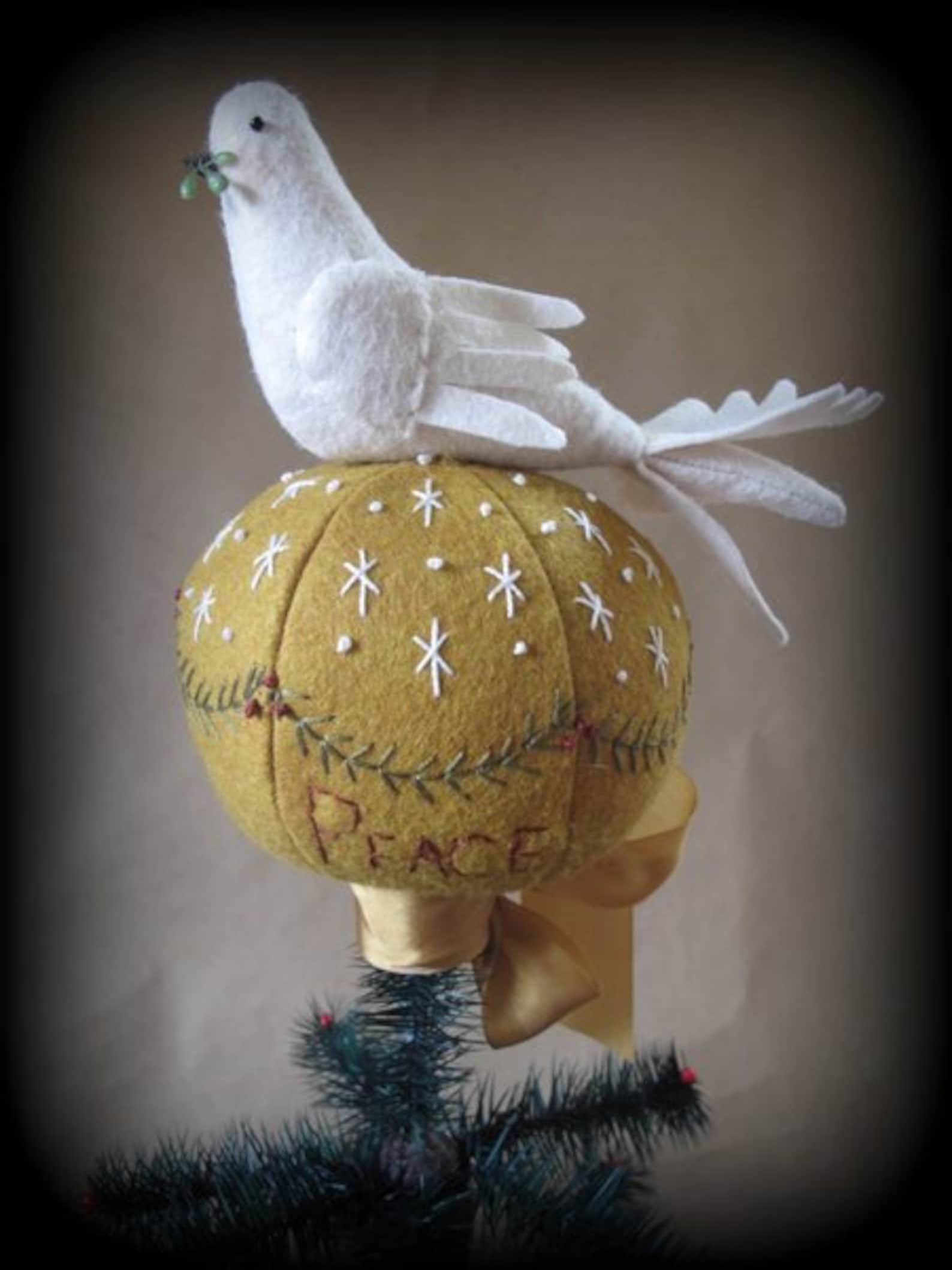 PDF DOWNLOAD DIY Peace on Earth Tree Topper Pattern by - Etsy