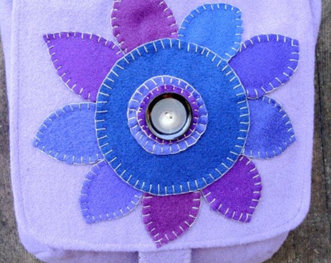 Wool Penny Rug Purse in Lilac - Etsy