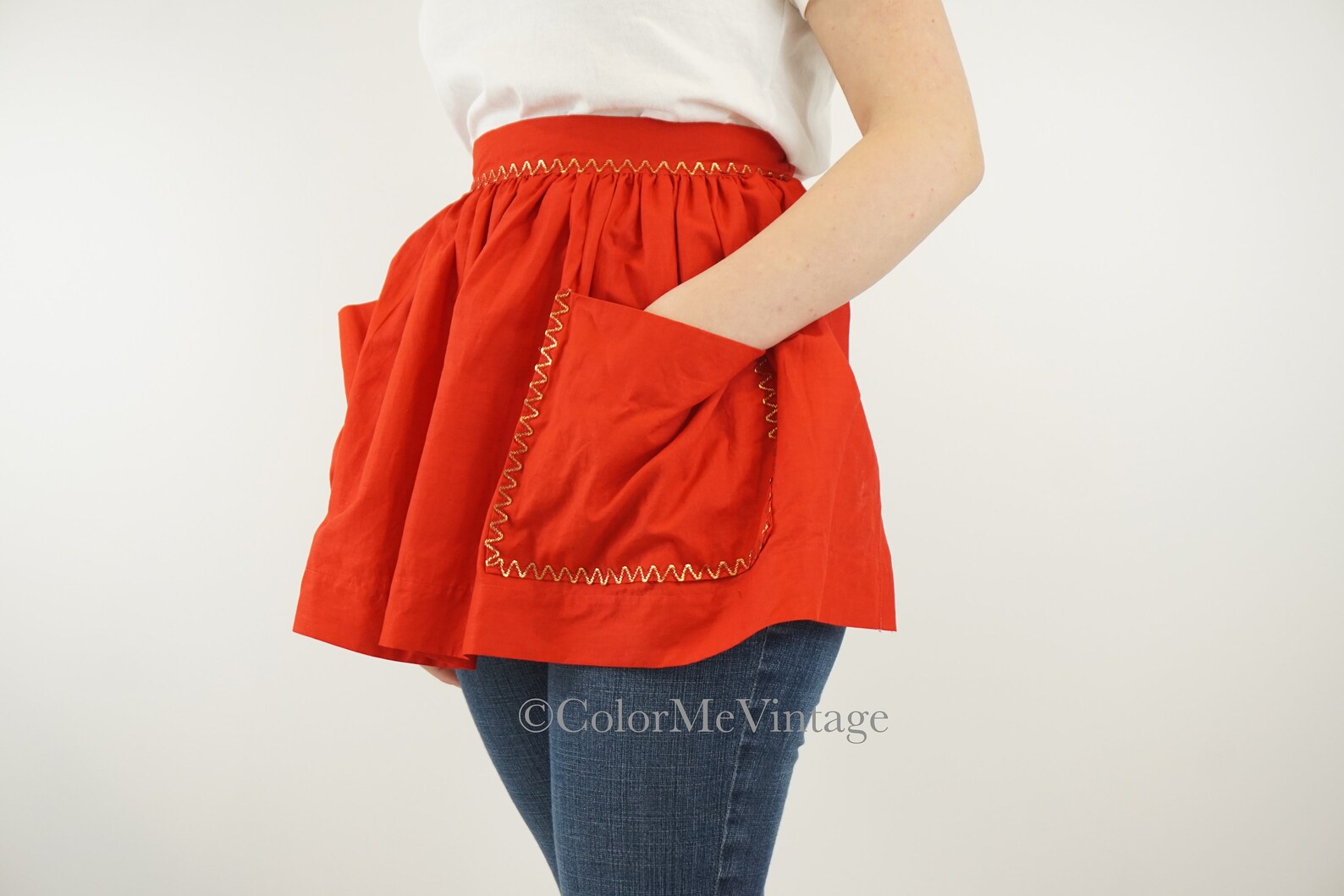 Vintage Red Apron With Metallic Gold Trim - Etsy