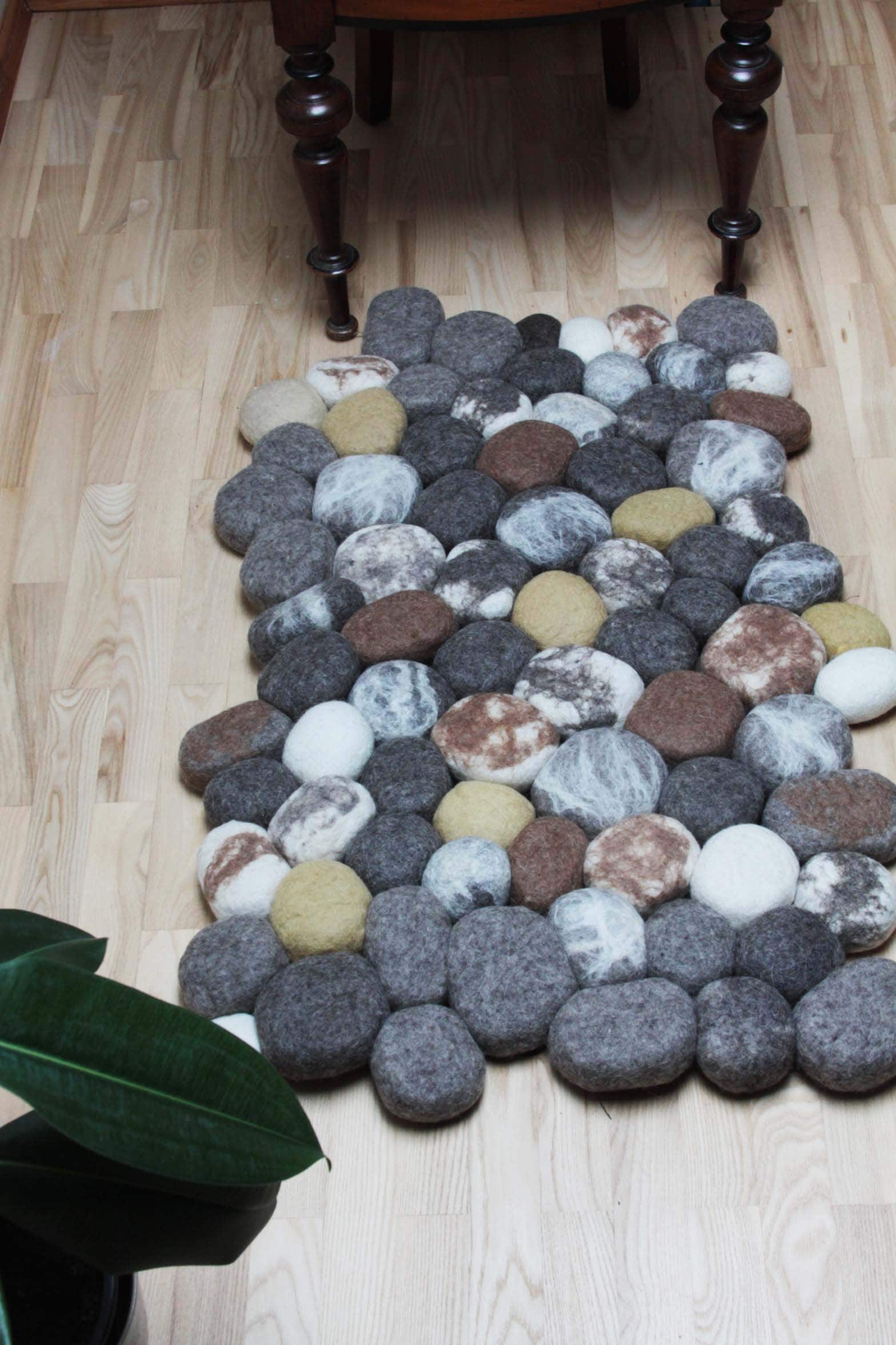 Felt Pebbles Rug Shades of Brown - Etsy
