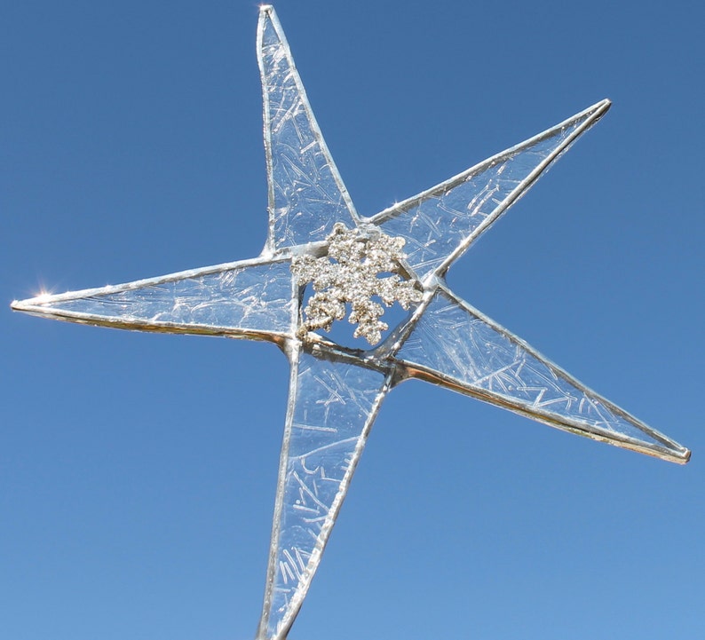 Icy Snowflake 7 Inch Clear Patterned Art Glass With Glitter - Etsy