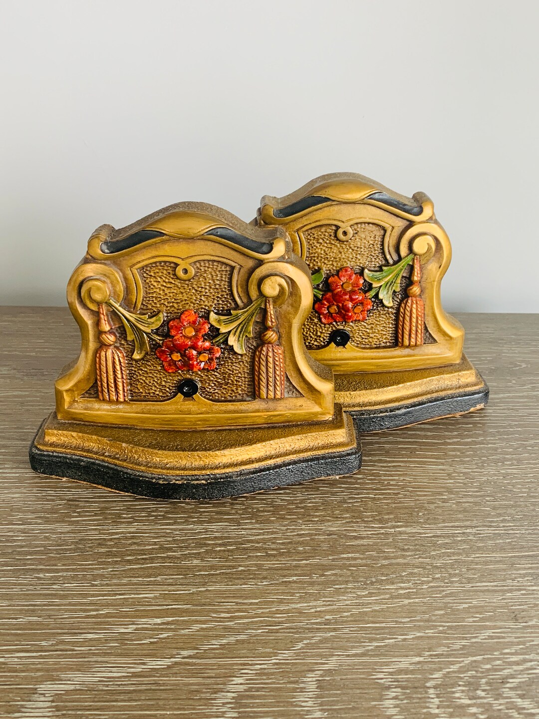 Syroco Wood Bookends Rococo Style Gold and Red Elegant Home - Etsy