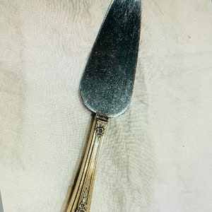 Hollow Handle Sterling Cake Server Embossed Floral Design - Etsy