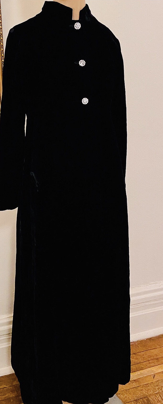 60’s Long Black Velvet Theater/opera Coat With Rhinestone Buttons Small ...