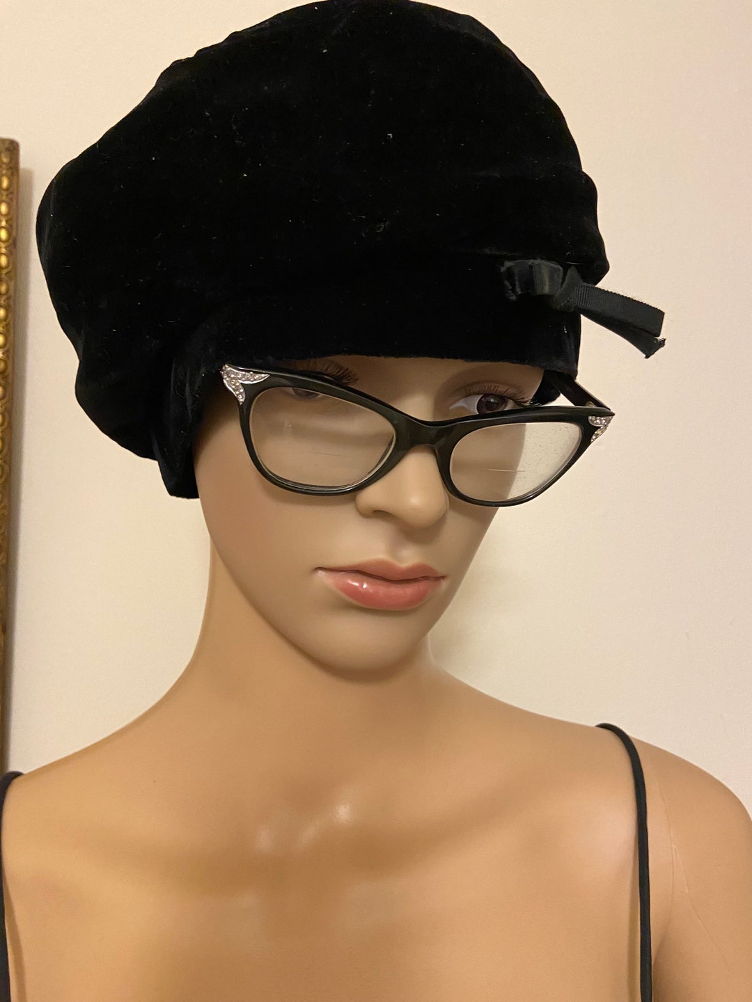 Vintage Black Velvet Tam Small by Eva Mae Modes - Etsy