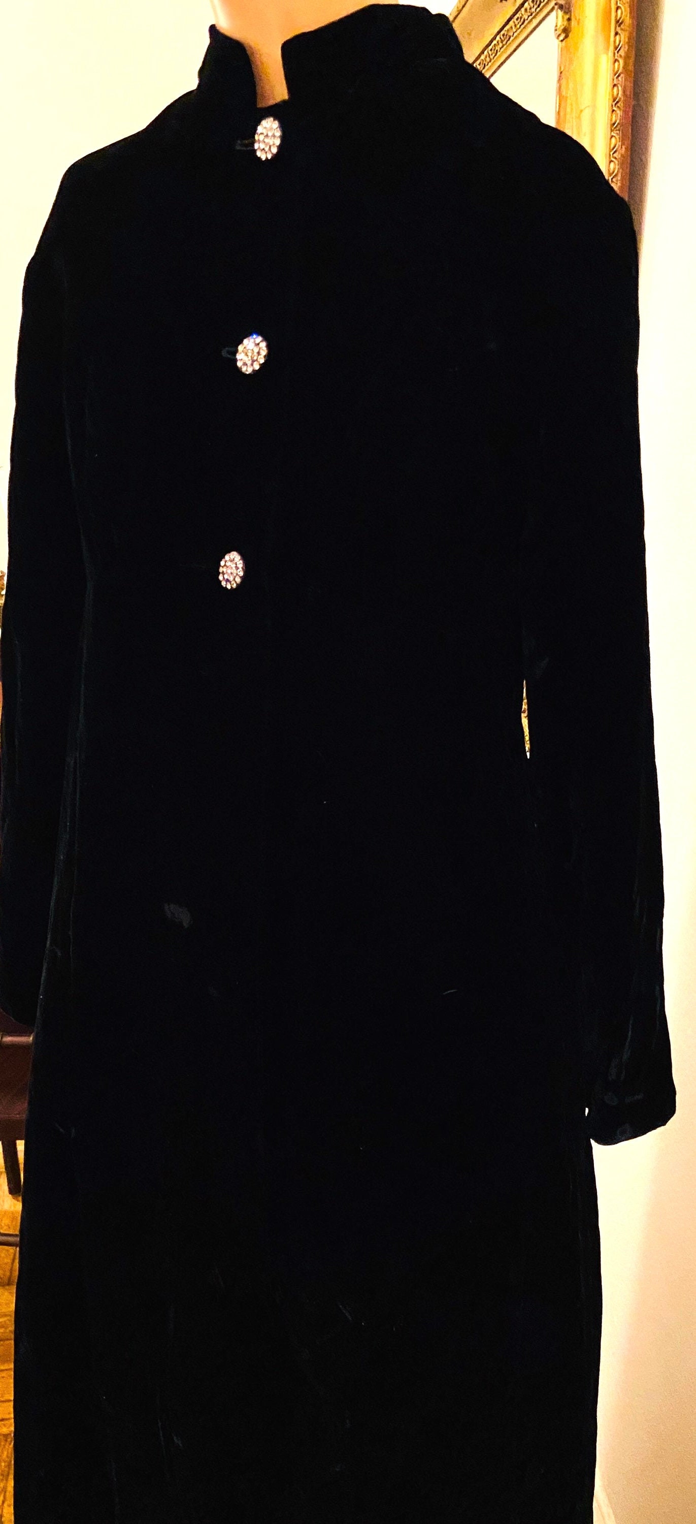 60’s Long Black Velvet Theater/opera Coat With Rhinestone Buttons Small ...