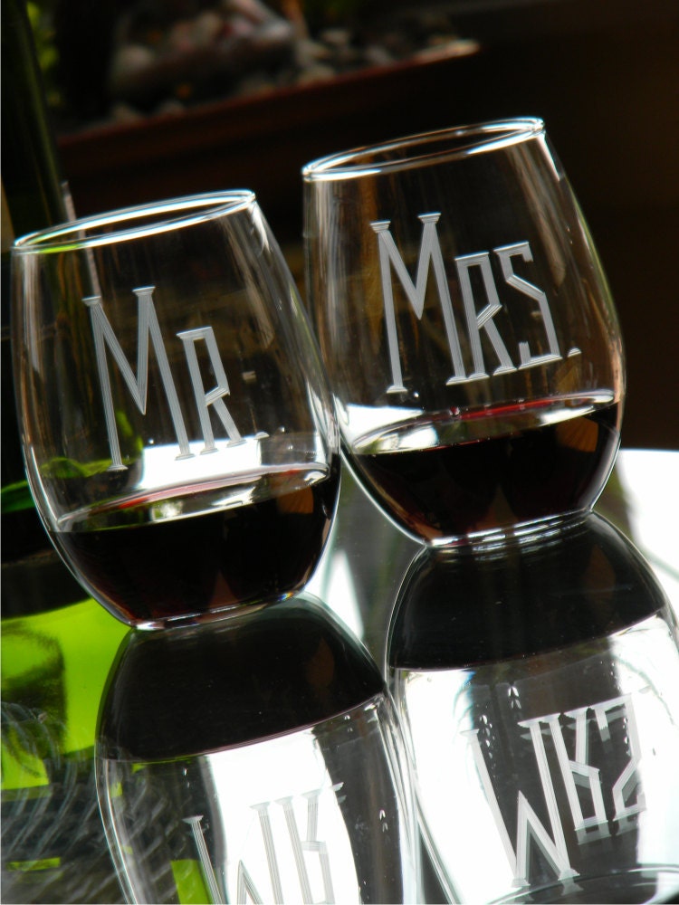 21oz Mr And Mrs Stemless Wine Glasses Set Of 2 Wedding Or Etsy