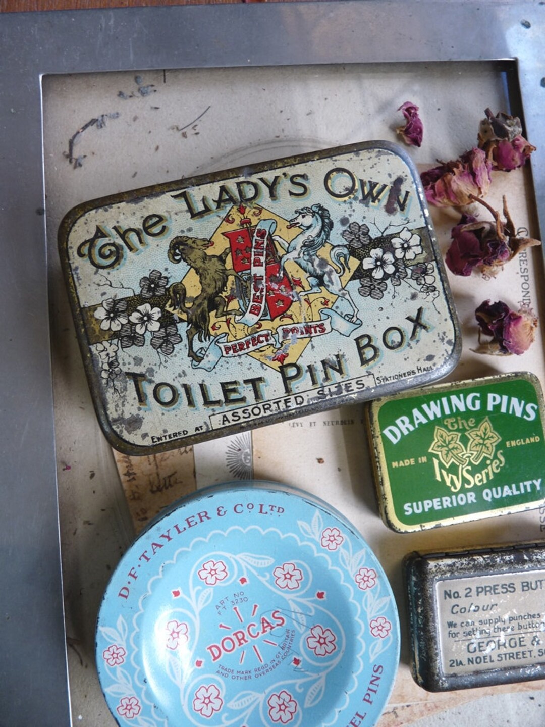 Antique Vintage Tins, Offered by Rusticgypsycreations - Etsy