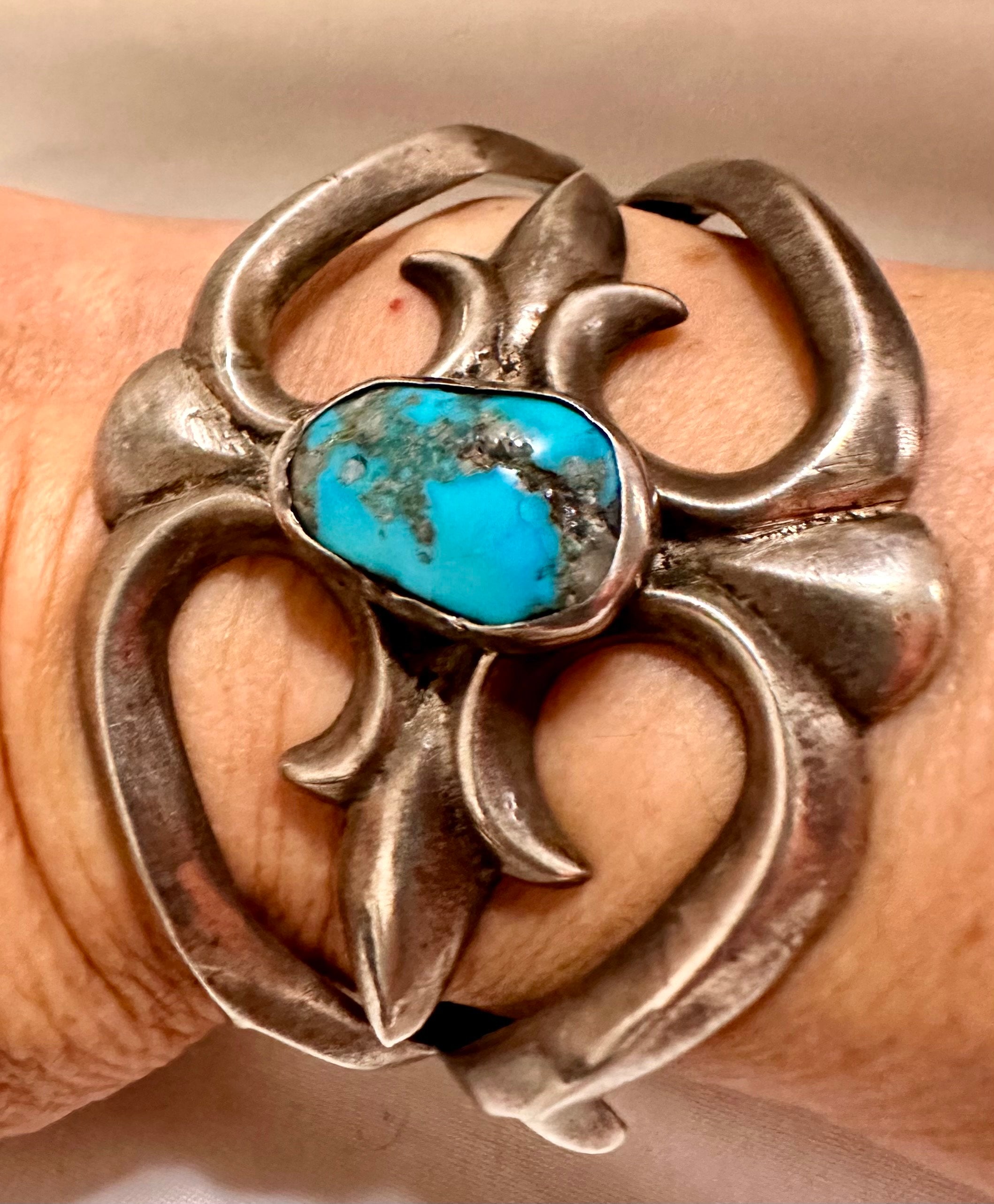 Vintage Navajo Sand Cast Sterling Bracelet Set With Morenci Turquoise ...