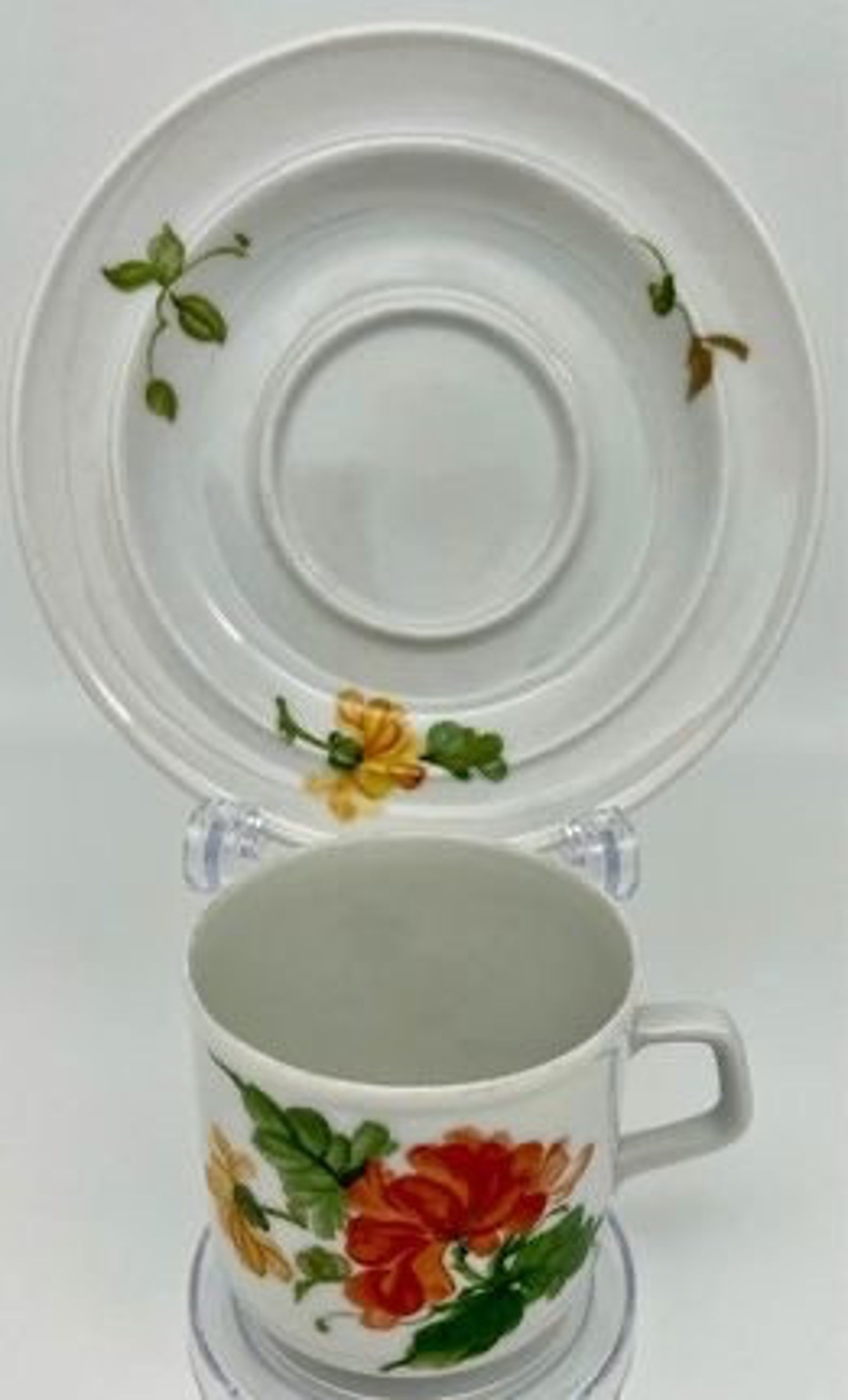 Flat Cup and Saucer Set (1), Lauriane by AK Kaiser, Vintage - Excellent ...