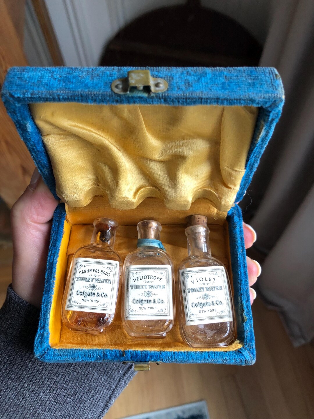 Antique Miniature Perfume Bottle Set Colgate & Co in Original Velvet ...