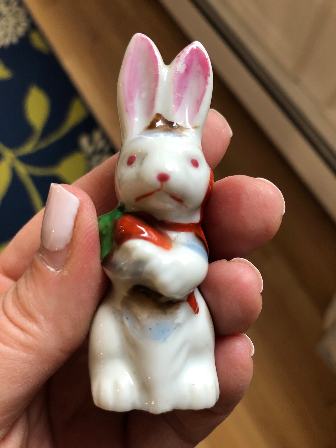 Cute Vintage Porcelain Miniature Bunny Rabbit Holding Carrot Easter ...
