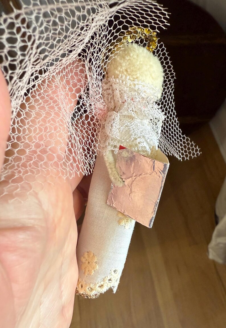 Vintage Christmas Ornament Angel Lace Hankerchief Dress Net Wings Super ...