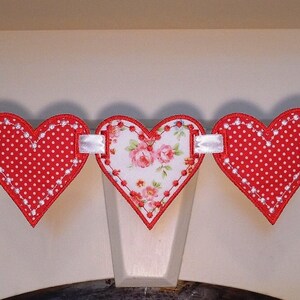 Love Heart Banner in the Hoop Banners Machine Embroidery Designs ...