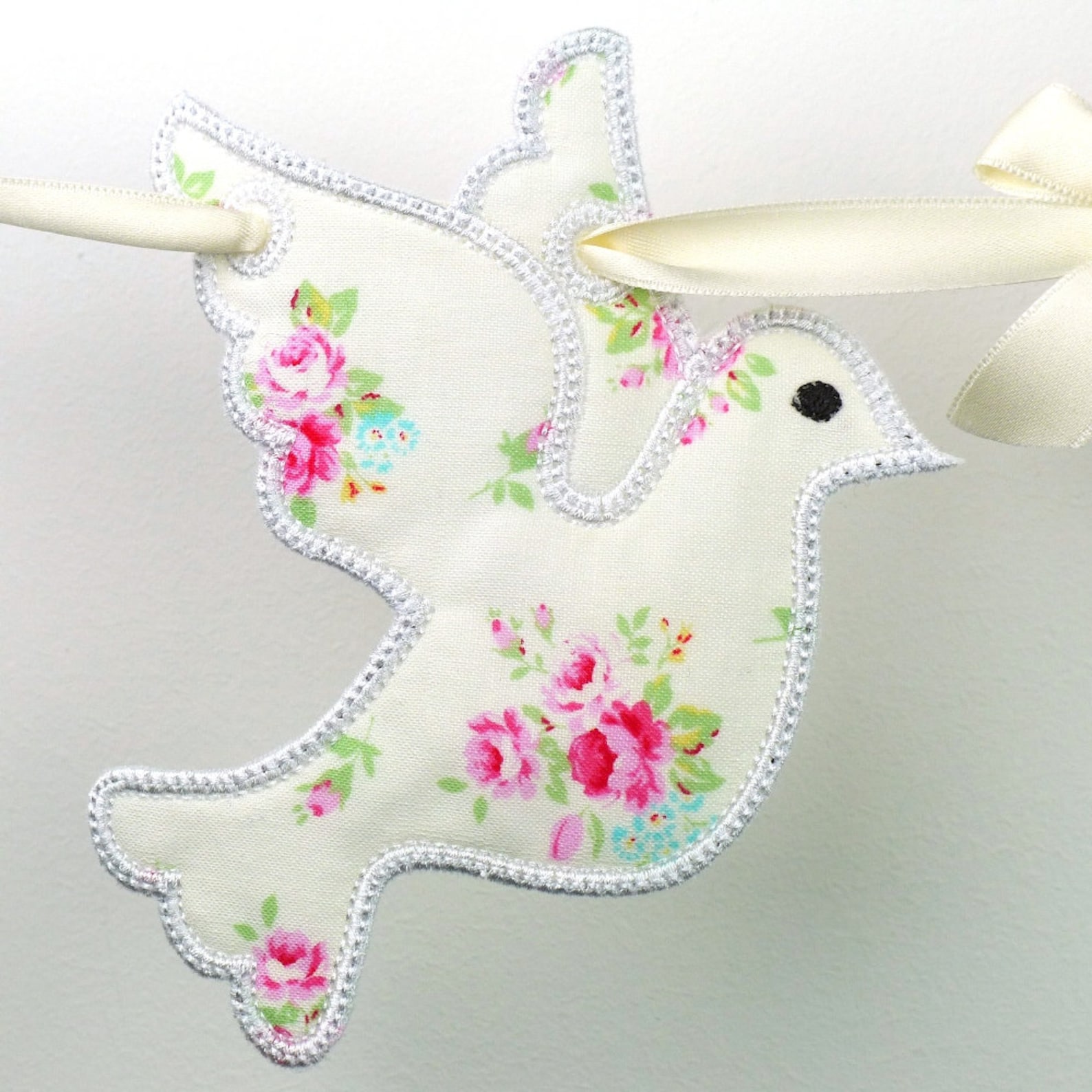 Dove Bunting in the Hoop Banner Project Machine Embroidery Design ...