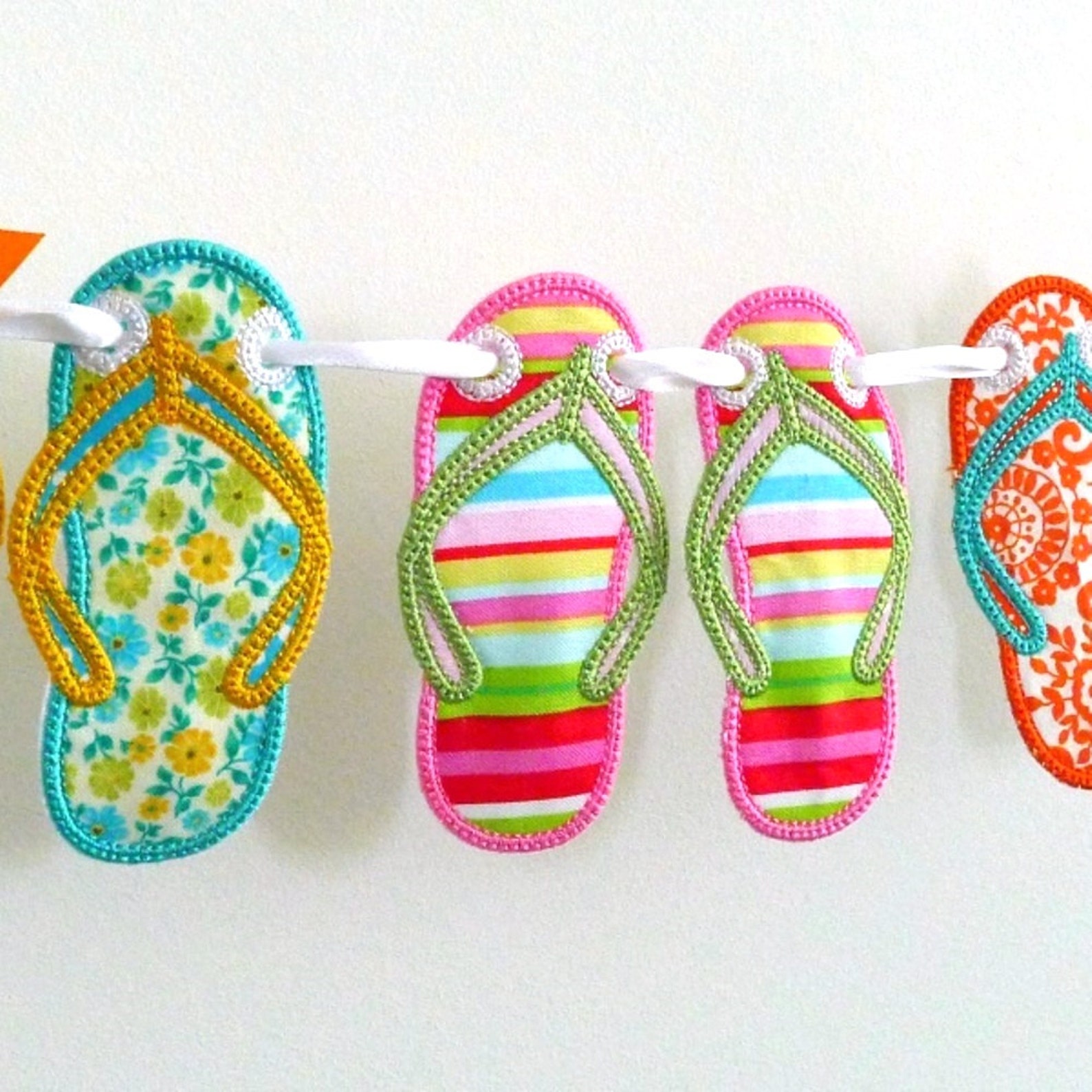 Flip Flop Banner in the Hoop Project Machine Embroidery Designs ...