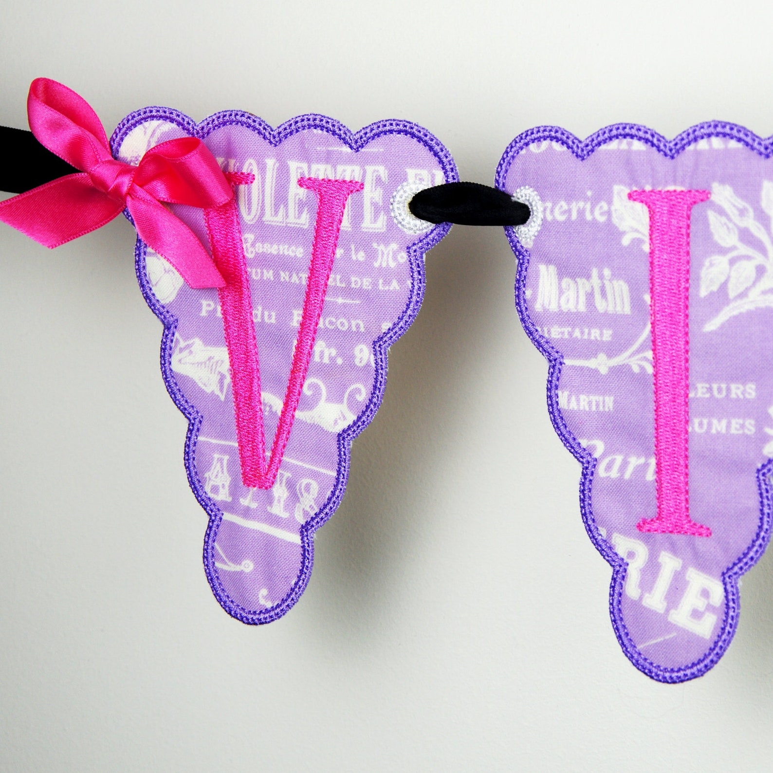 Scalloped Triangle Banner ITH Bunting Project Machine Embroidery ...