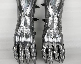 Medieval Nazgul Etching Gloves Set ~ Medieval Knight Gothic Gauntlet ...