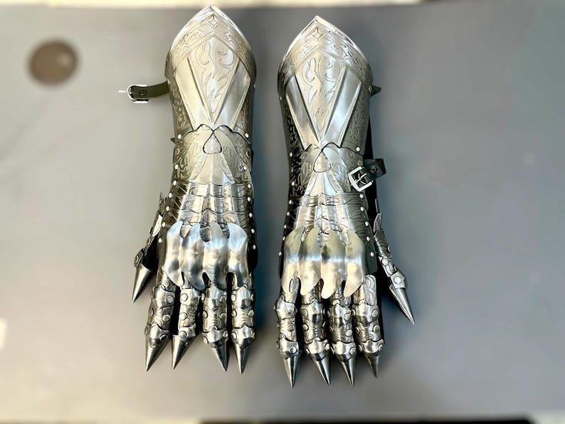 Medieval Nazgul Etching Gloves Set ~ Medieval Knight Gothic Gauntlet ...