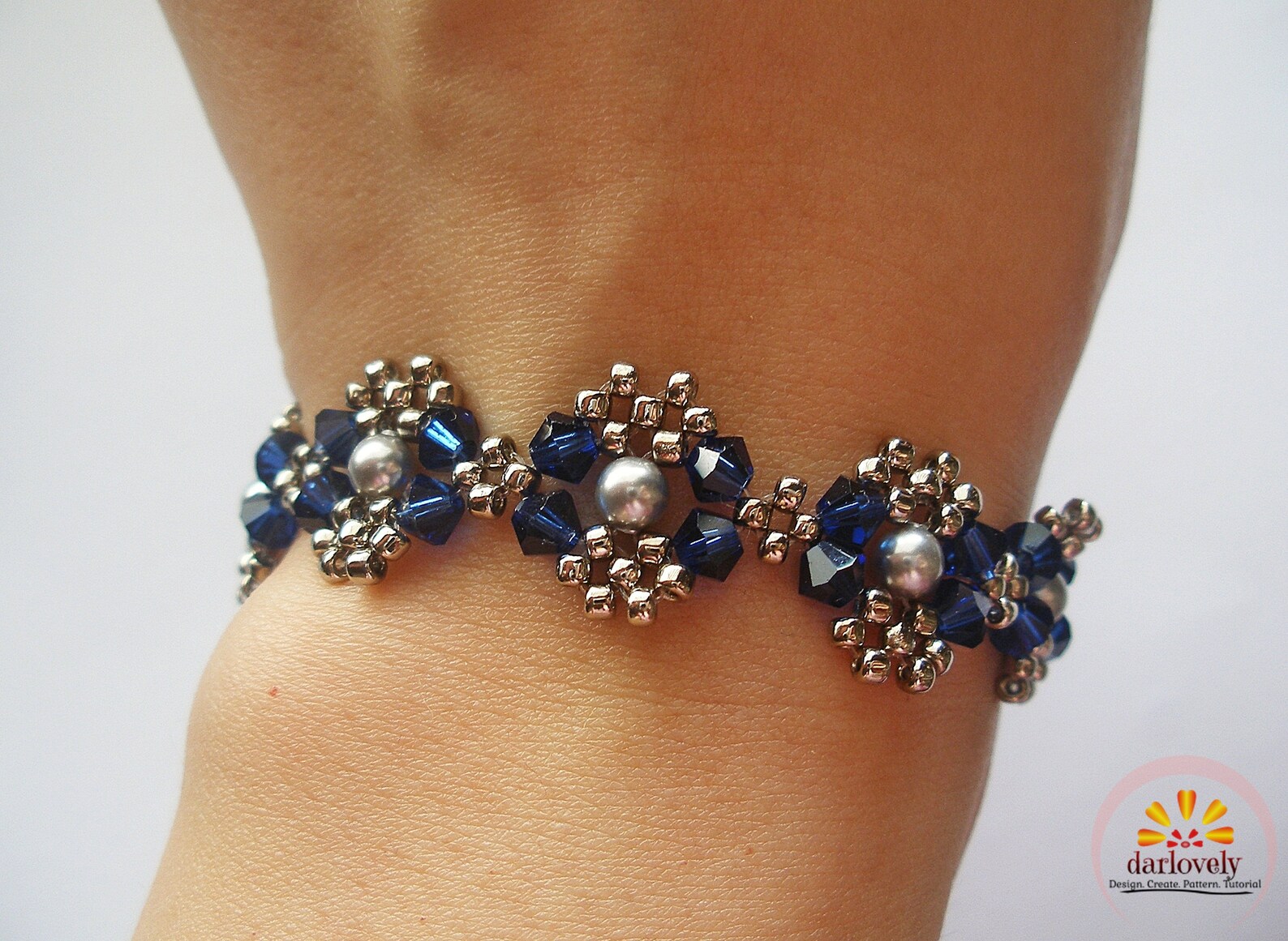 Beaded Bicone Bracelet Pattern Tutorial - Blue Silver Pearl Metal ...
