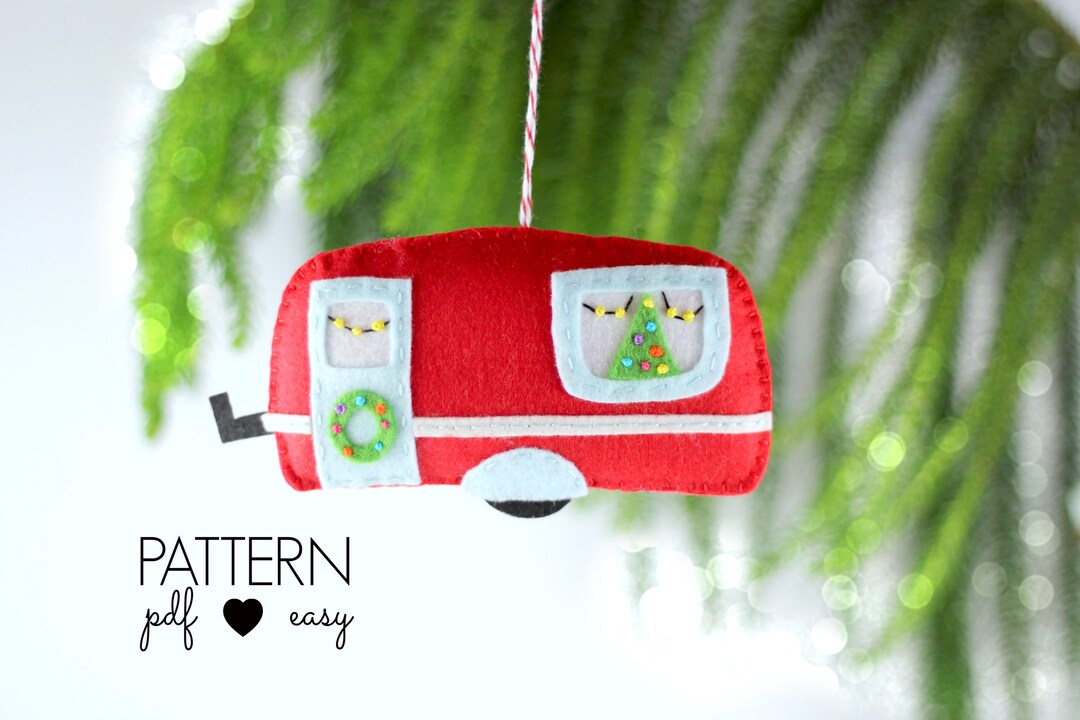 Christmas Caravan Ornament Pattern Vintage Caravan Decoration Retro ...