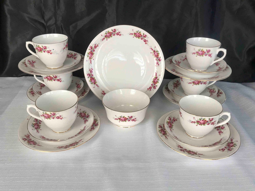 ROYAL TARA 6 Trio Cup Saucer Plate Sets, Royal Tara Red Roses Pattern ...