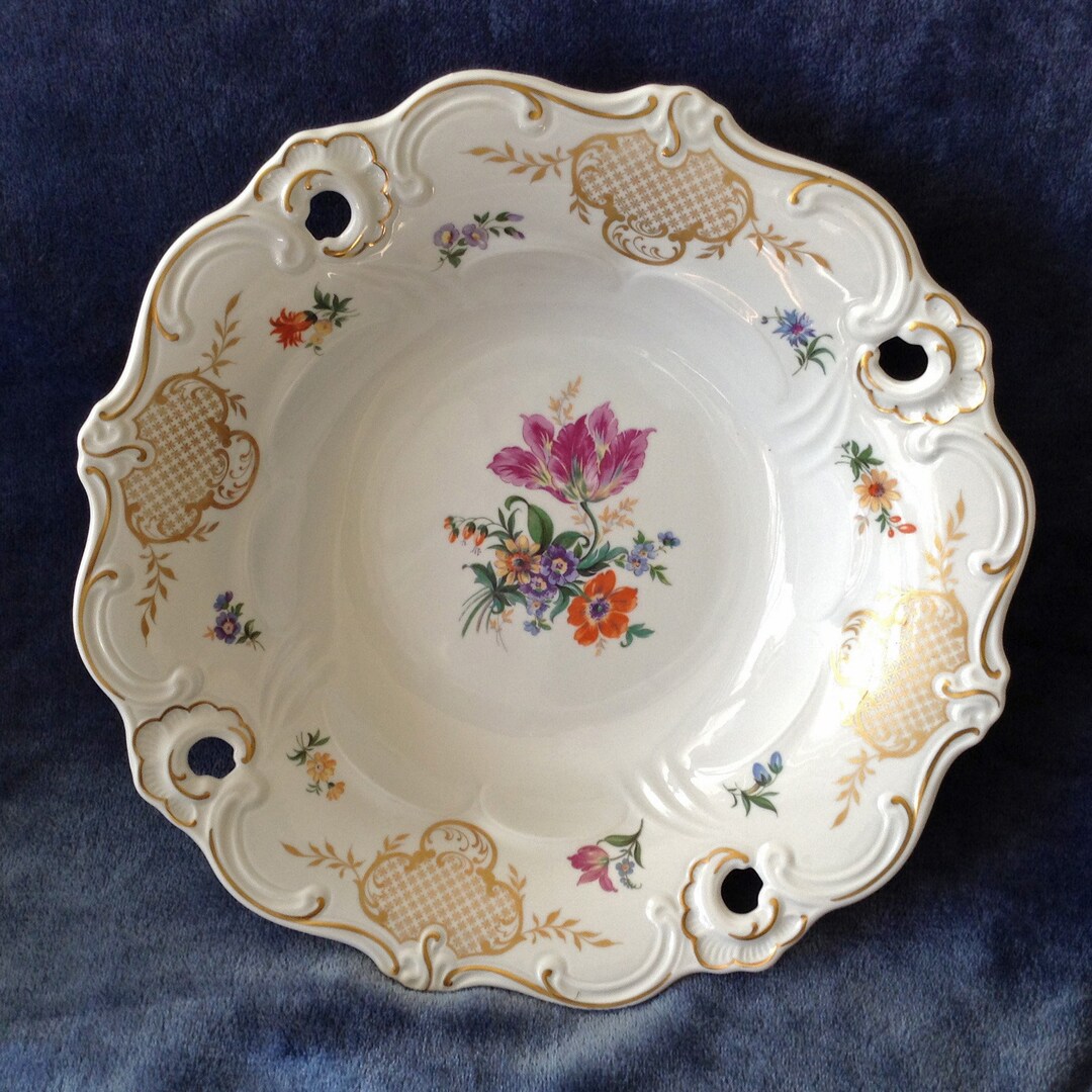 Weimar Bowl Lg Porcelain Bowl, MINT, GDR, Reticulated Gold Gilt Pierced ...