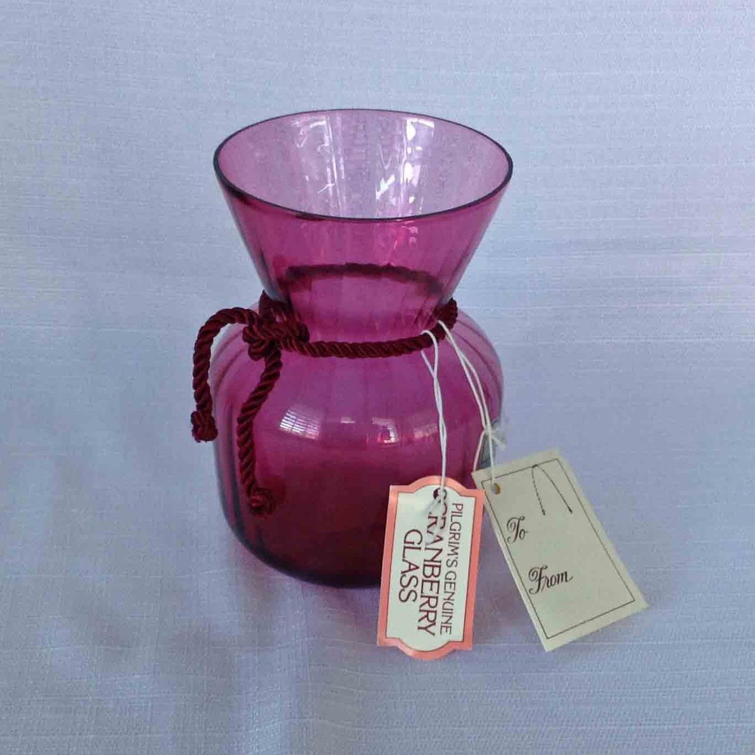 Pilgrim Cranberry Glass Vase Pilgrim 6 Inch Sac Vase Never Used Pilgrim ...