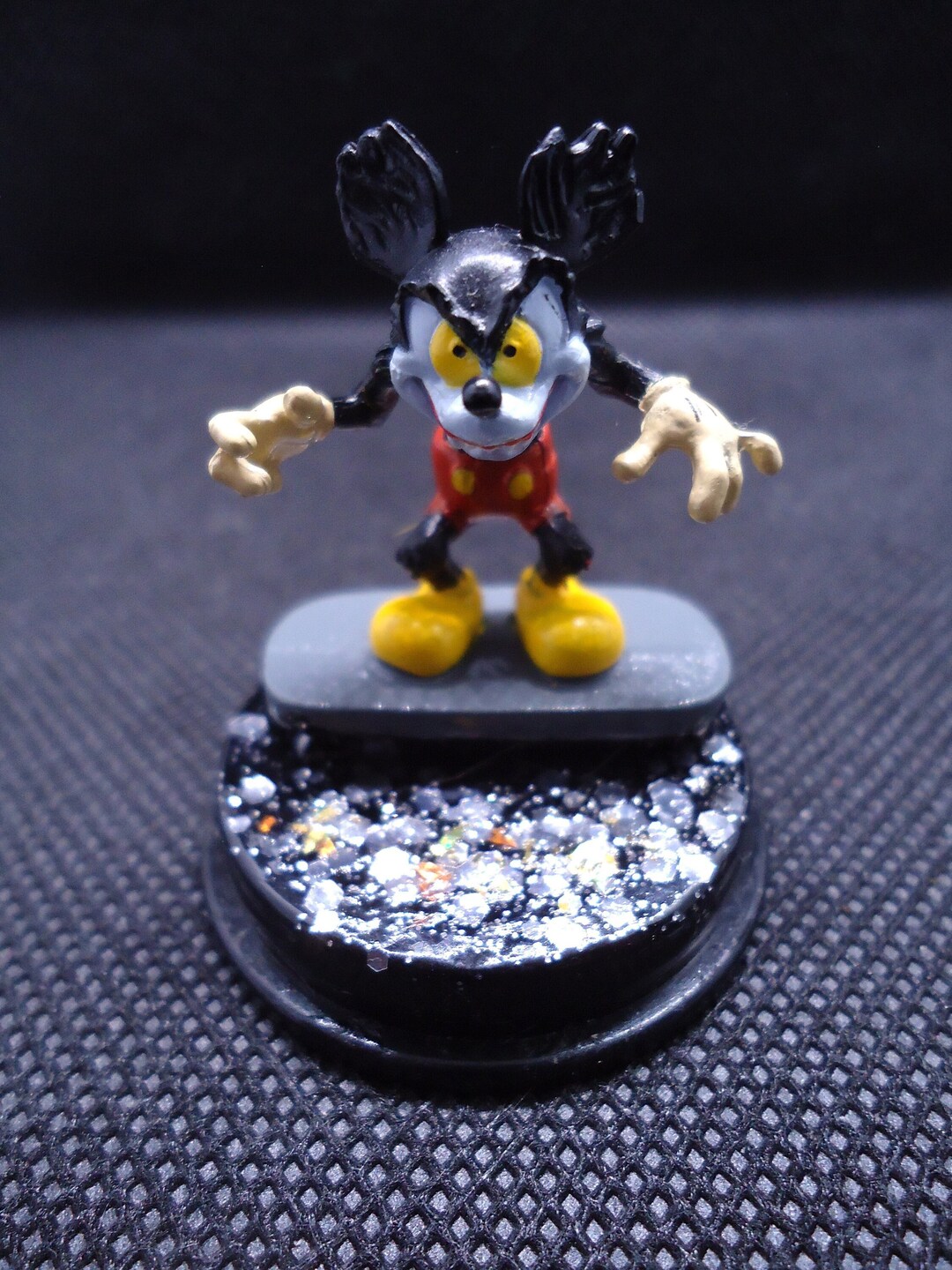 RUNAWAY BRAIN MICKEY, Mickey Mouse, Disney, Miniature, Figure, in ... RUNAWAY BRAIN MICKEY, Mickey Mouse, Disney, Miniature, Figure, in ...