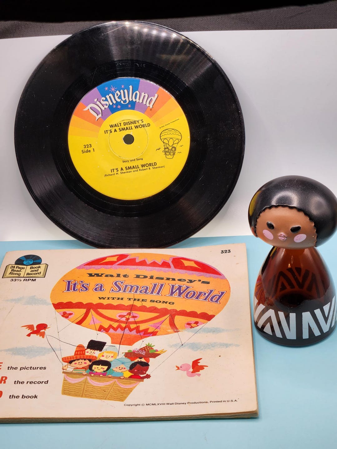 Vintage Walt Disney's It's a Small World Book W 33 Record Plus Avon ...