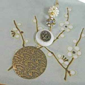 Antique Button Floral Drop Freshwater Pearl and Vintage - Etsy