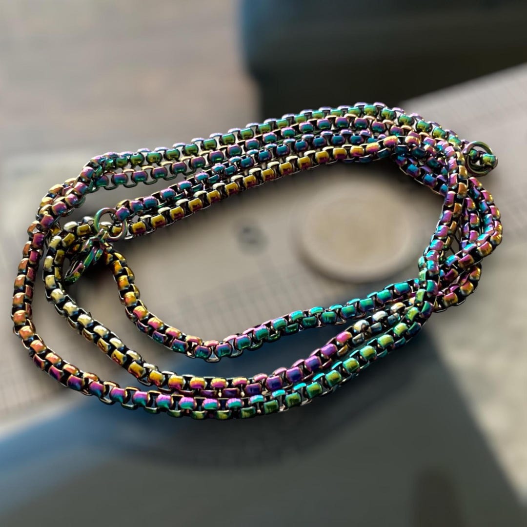 Rainbow Stainless Steel Round Box Locket Chain, 24 Inch Chain, Lobster ...