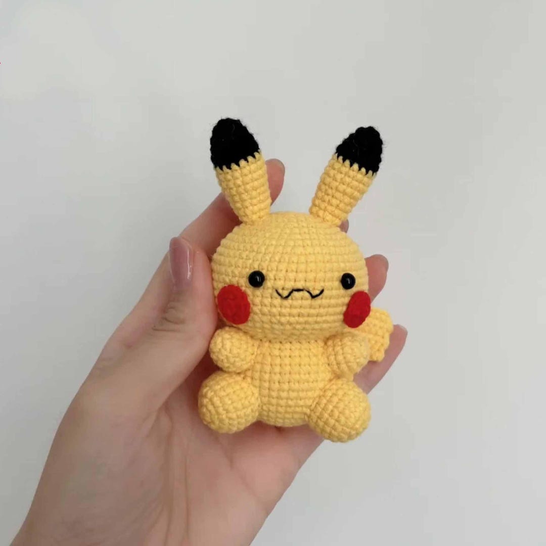 Pika Mouse Amigurumi Crochet Pattern | Keychain Crochet Pattern ...