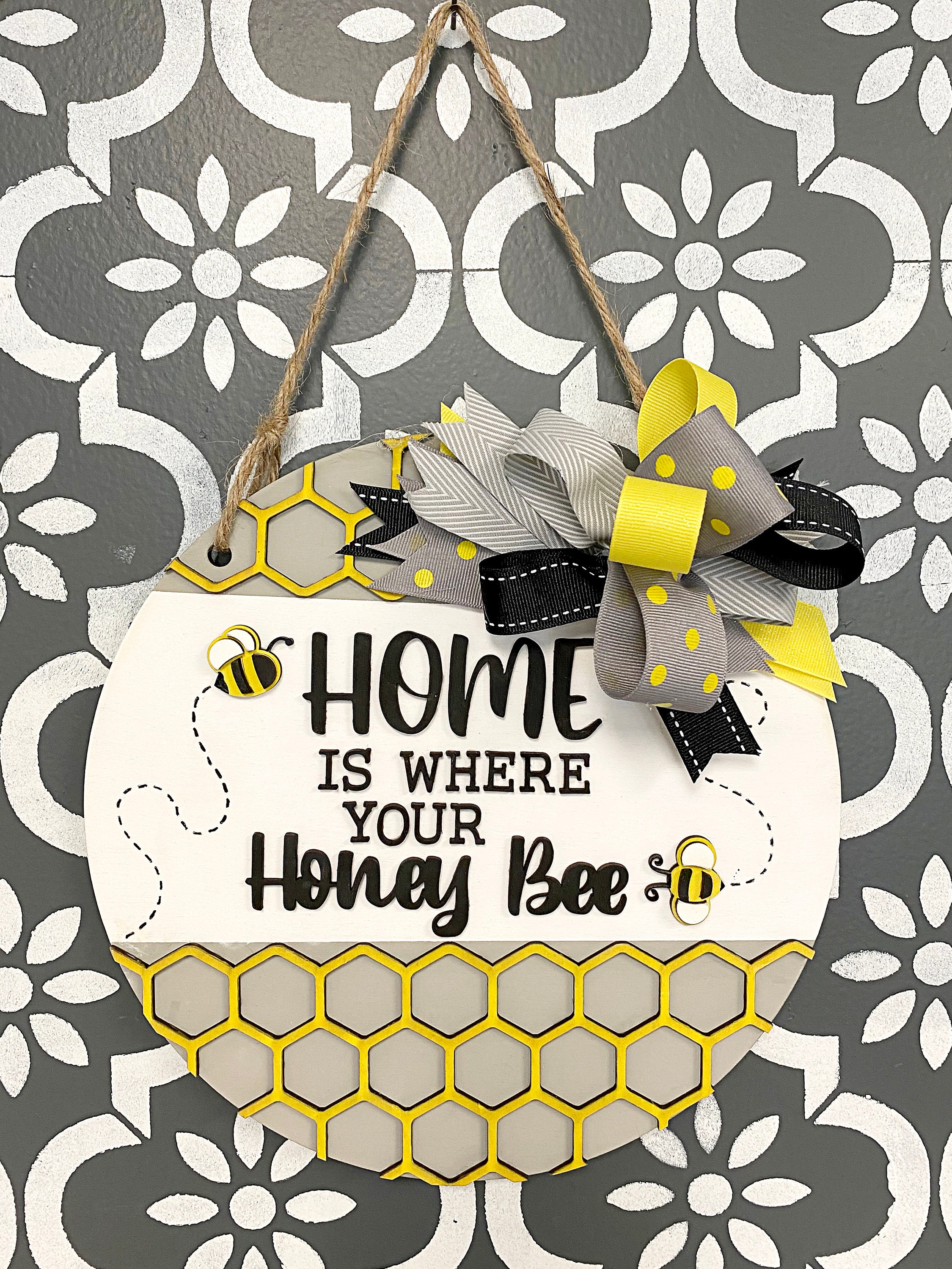 DIY Bee Kit / Unfinished Wood Projects / Round Bee Signs / Home is ...