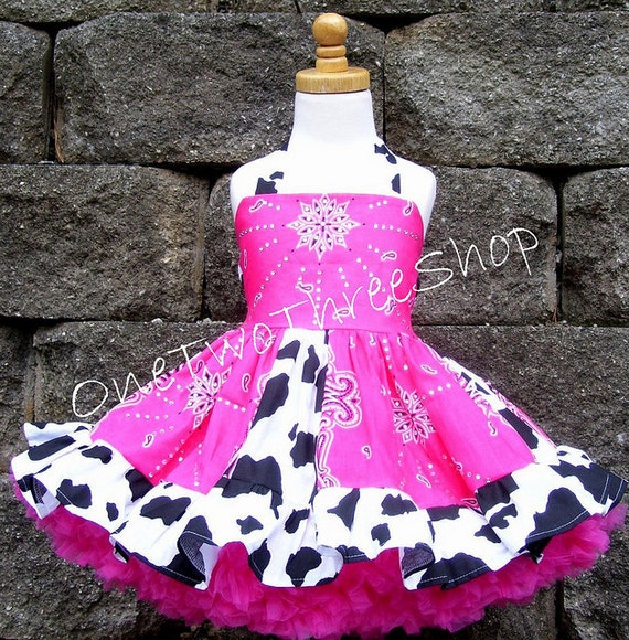 Items Similar To Western Pageant Casual Girl Cow Glizt And Glam Halter