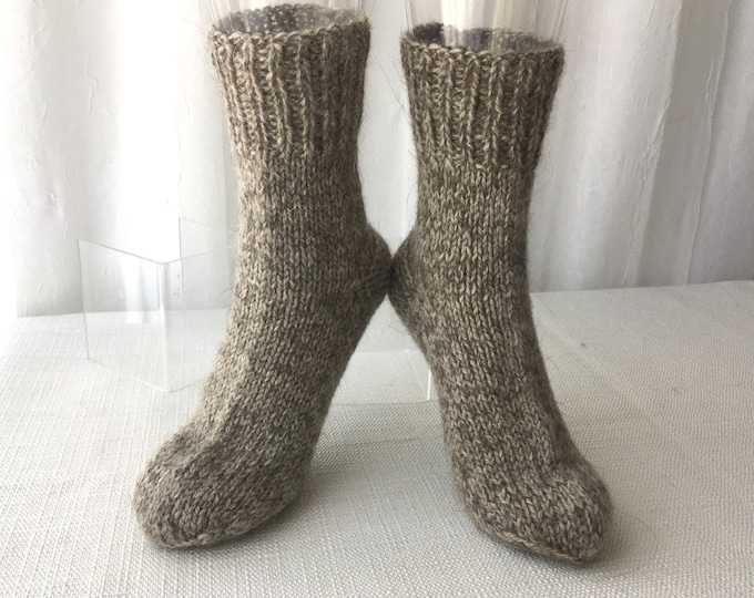 Hand Knit 100% Rustic Undyed ECO Wool GOAT Down Socks in Gray Grey ...
