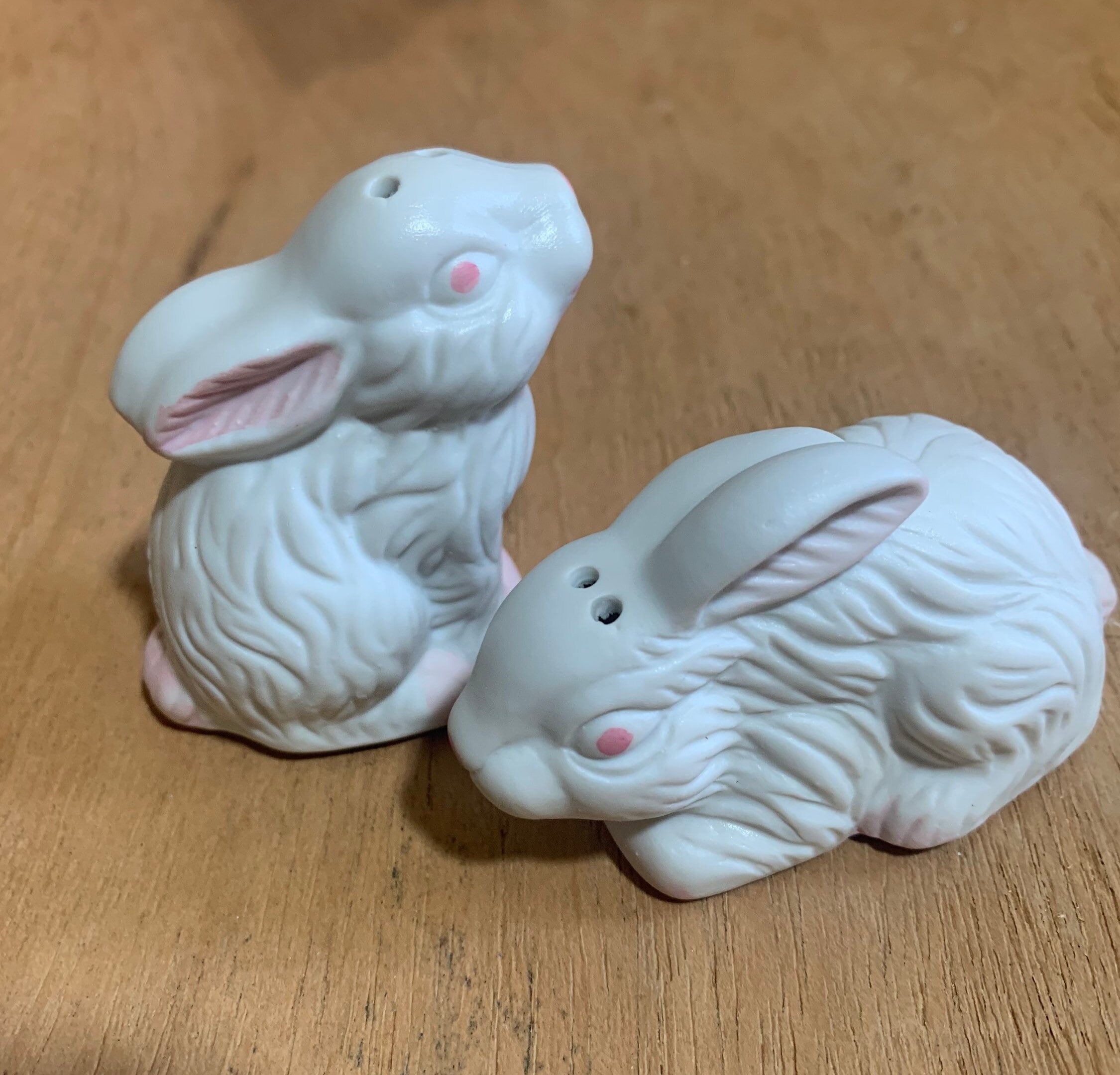 Vintage Bunny Rabbits Small Salt Pepper Shaker Set New in Box - Etsy