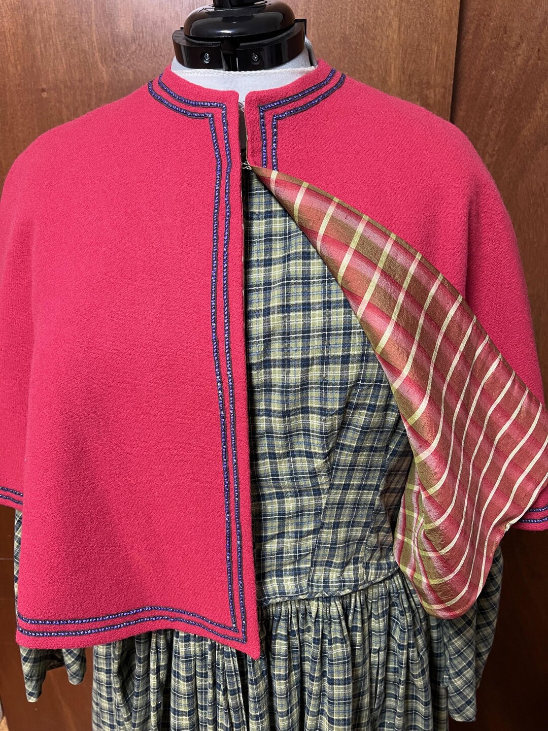 Bright Pink Wool, Narrow Purple and Black Trim Pelerine, Capelet, Short ...