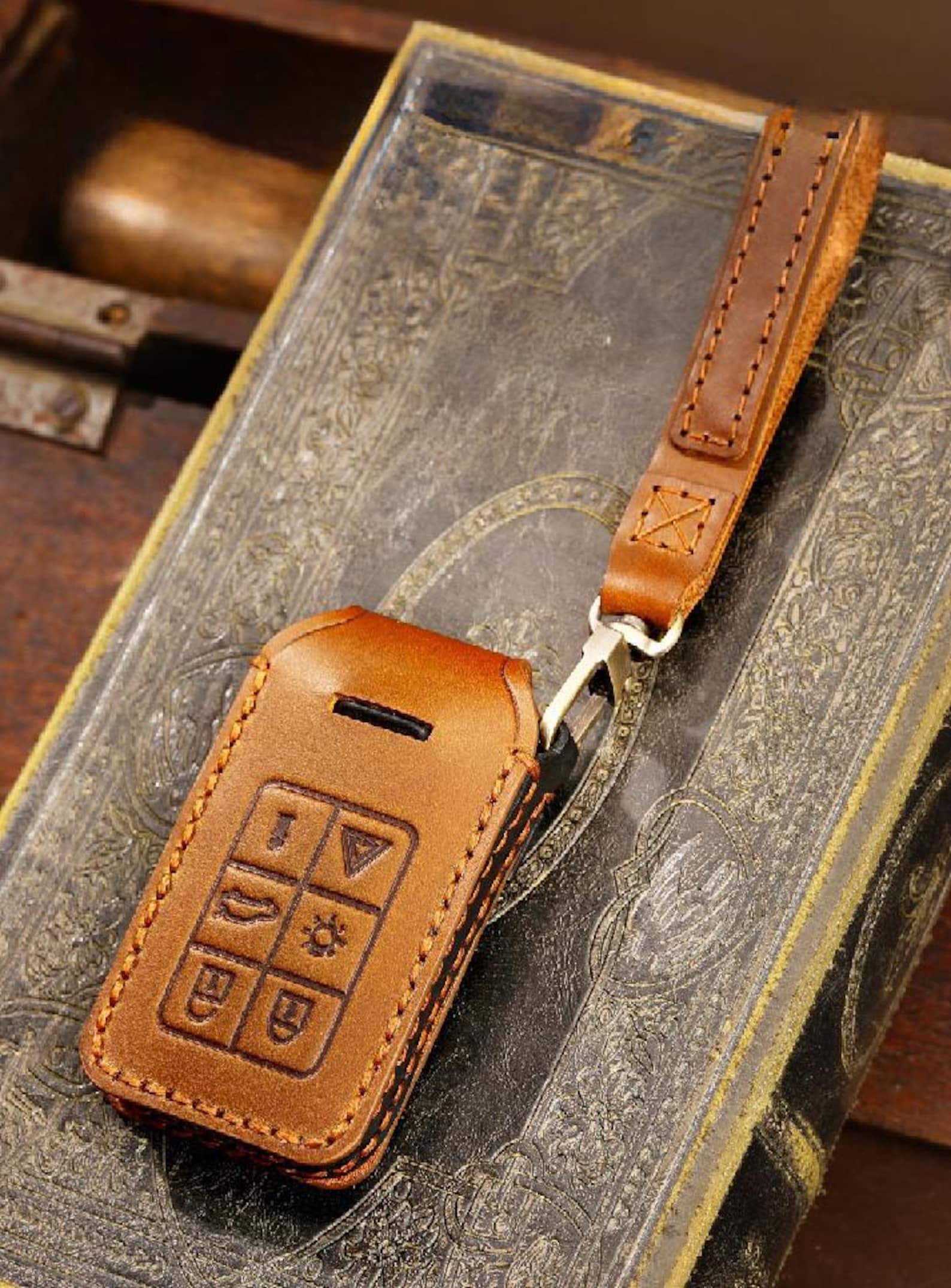 Leather Key Fob for Volvo XC60 XC90 S90 Pure Handmade Key Cover - Etsy
