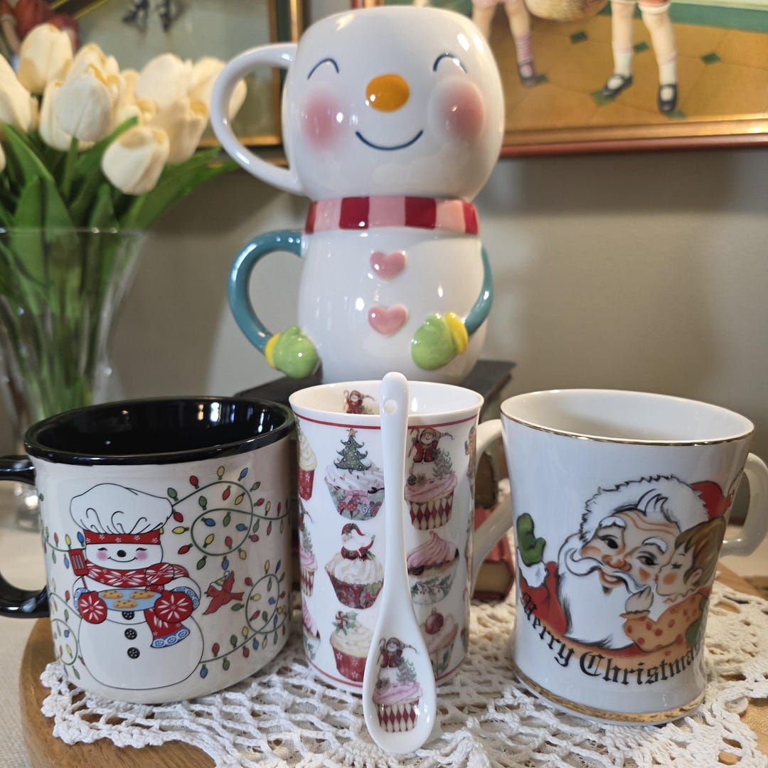 Choose a Christmas Mug | Vintage Lefton Santa, Hallmark Stackable ...