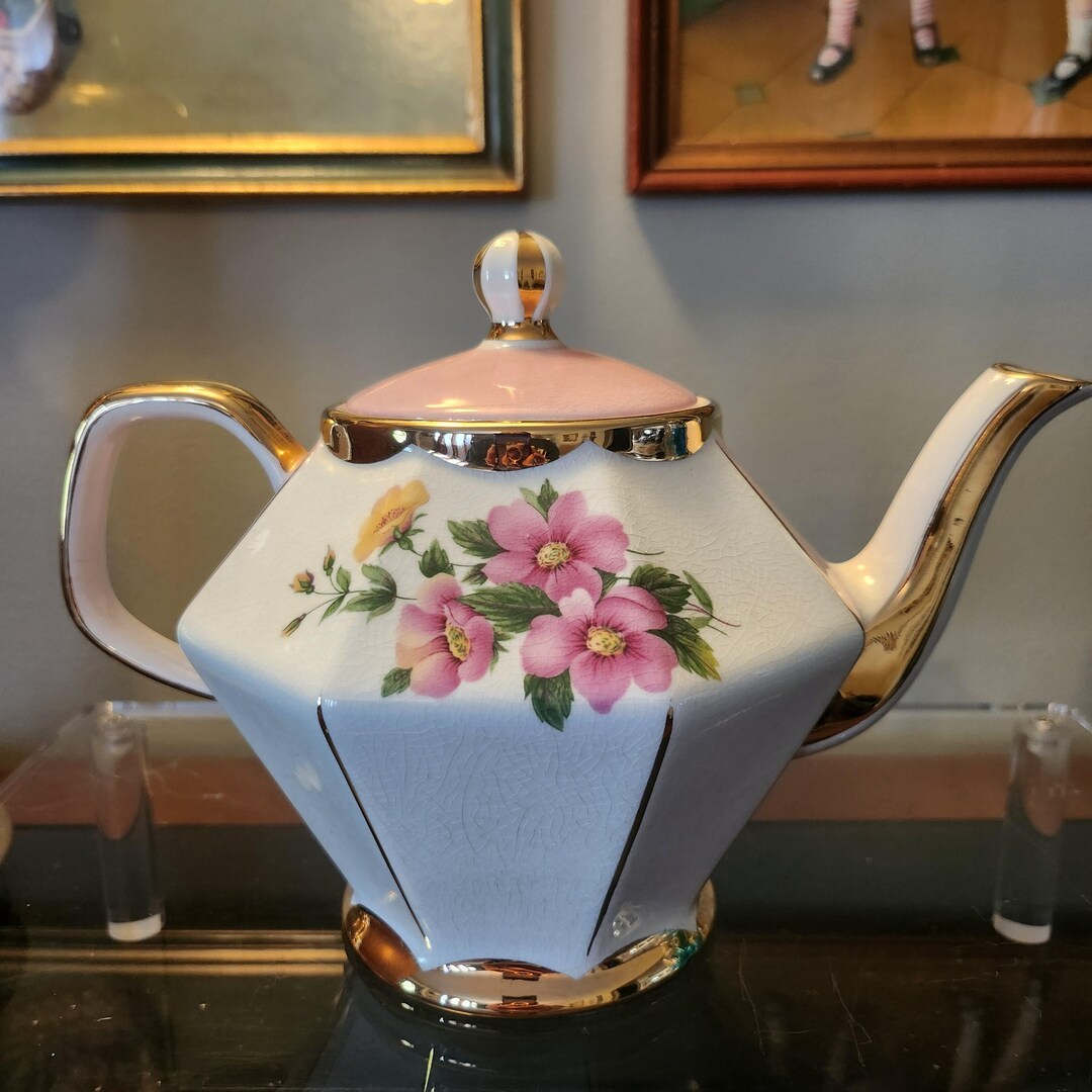 Vintage Gibson Staffordshire Teapot – Pink Floral With Gold Trim ...