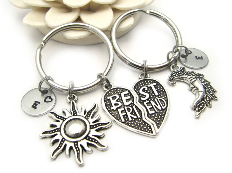 Set of 2 Moon and Sun Keychain, Sun and Moon Best Friend Keychain for 2 ...