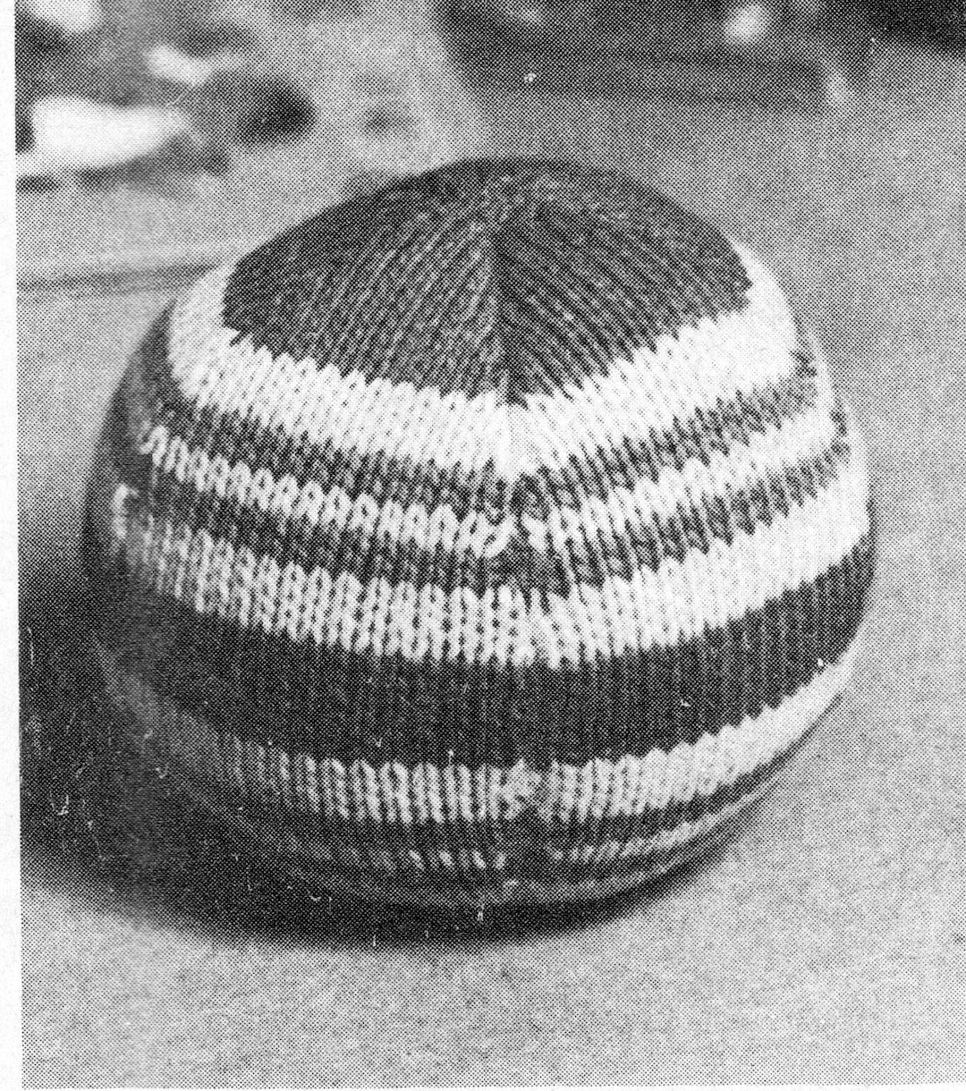 Vintage Knitting Pattern Toy Ball Striped Stripes Baby Toys Stress ...