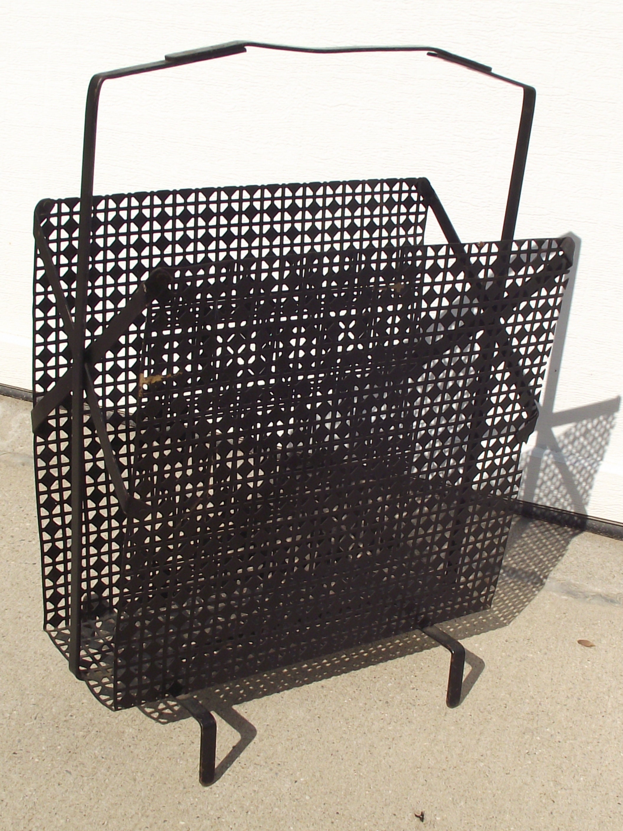 Black Iron Diamond Geometric Pattern Footed Magazine Rack MCM Home ...