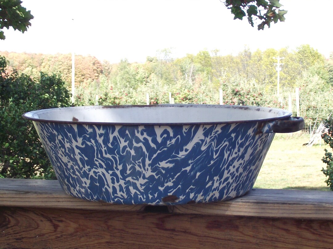 Robin’s Egg Blue/white Swirl Enamel/granite Large Dish Washing Pan No ...