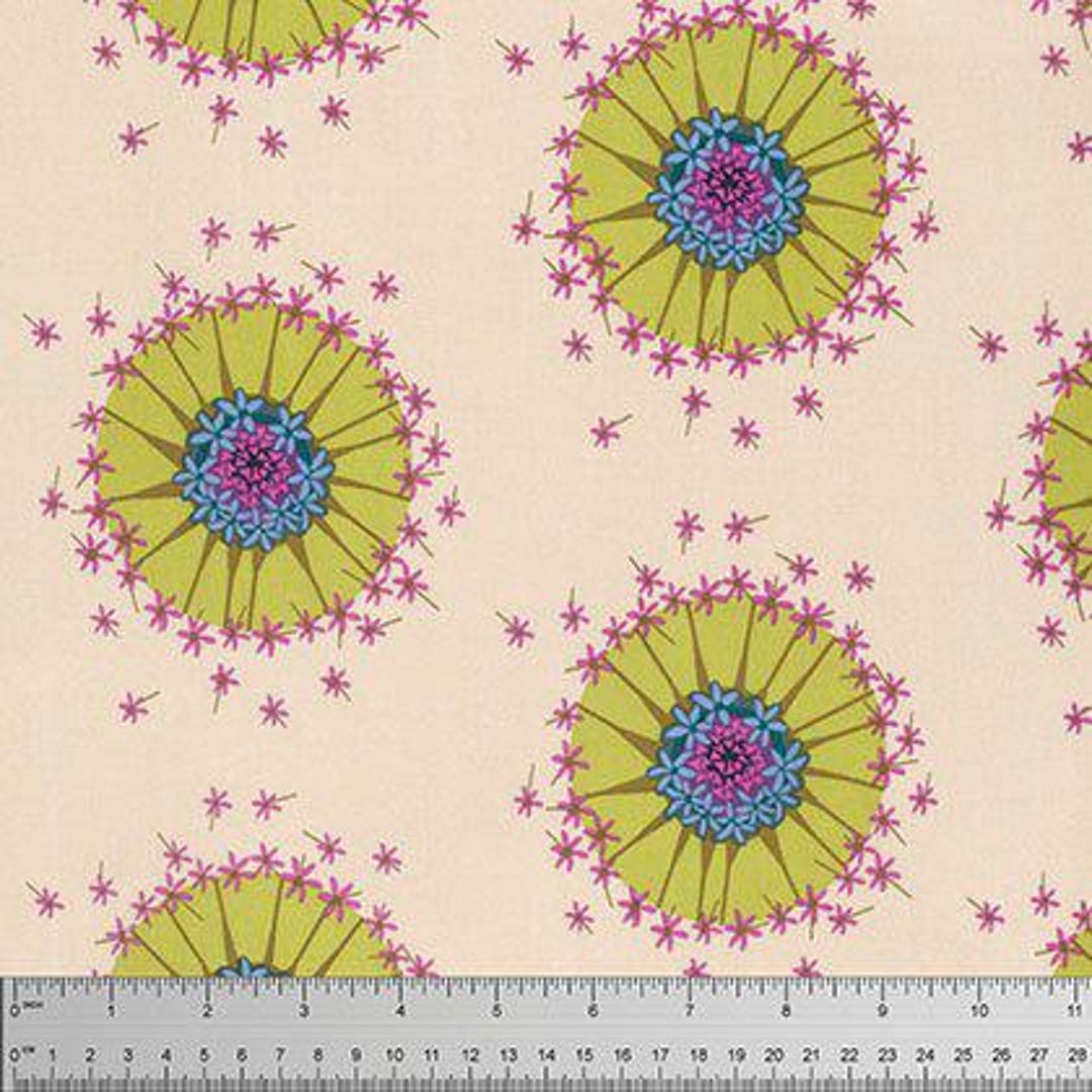 Mod Corsage Centered Lilac 3/8 Yard Anna Maria Horner Free Spirit ...