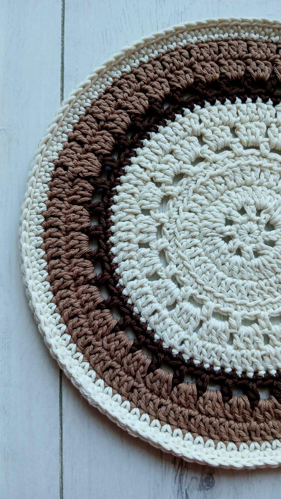 DIY Crochet Placemat Pattern | Crochet Round Placemat Pattern Chocolate ...