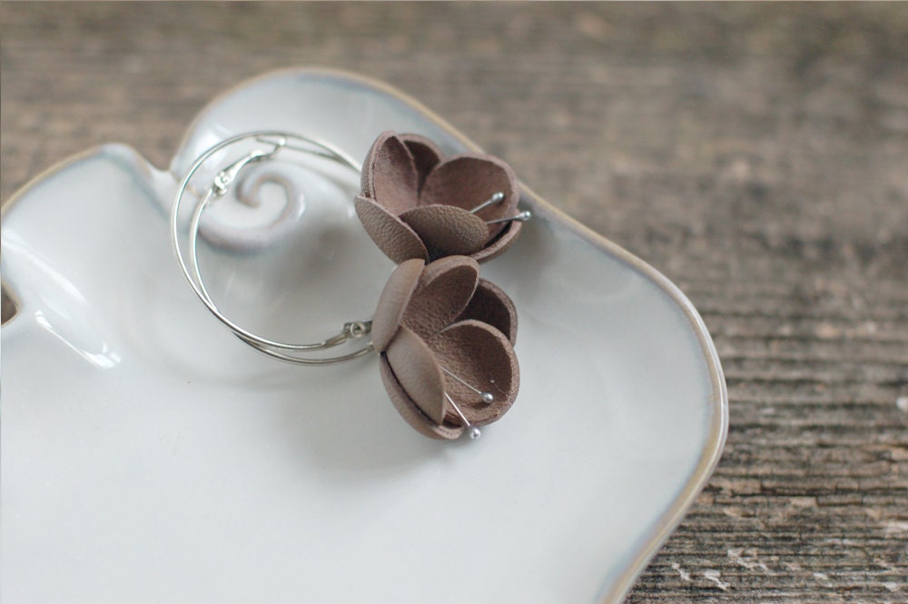 Modern Style Leather Earrings in Latte Brown - Etsy